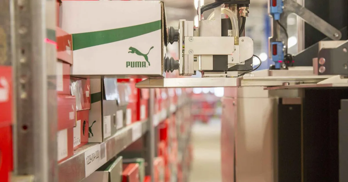 Intelligente robot neemt de schappen over in e-commerce - Value chain