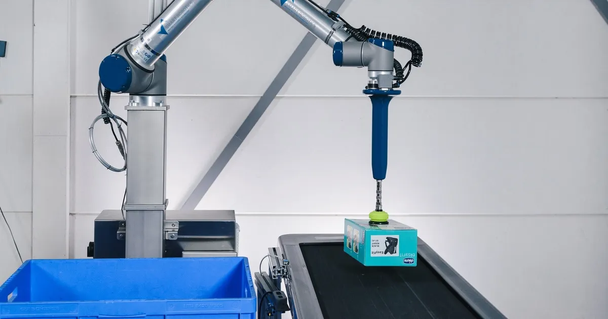 Smart Robotics lanceert nieuwe pick & place cobot voor warehouse ...